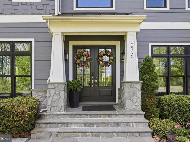 40957 Waxwing Drive