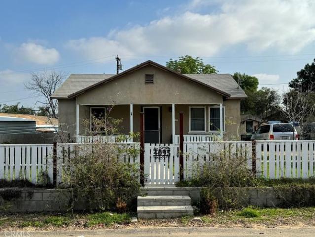 4095 Moody St, Corona, CA 92879
