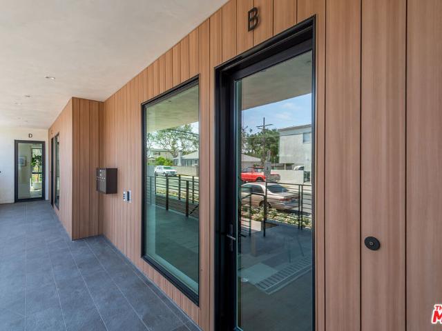 4095 Sawtelle Boulevard C