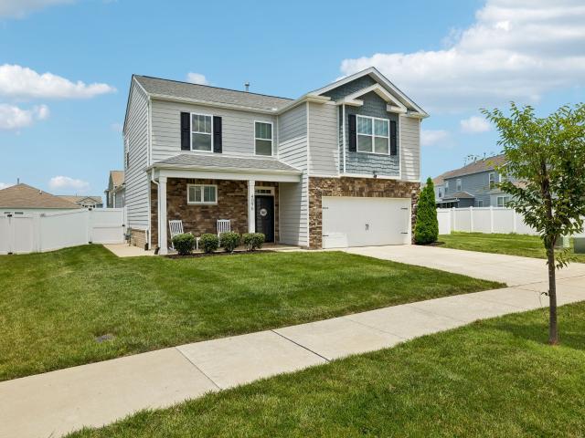 4096 Crossing Way