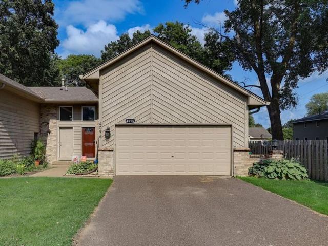 4096 Rice St, Vadnais Heights, MN 55126