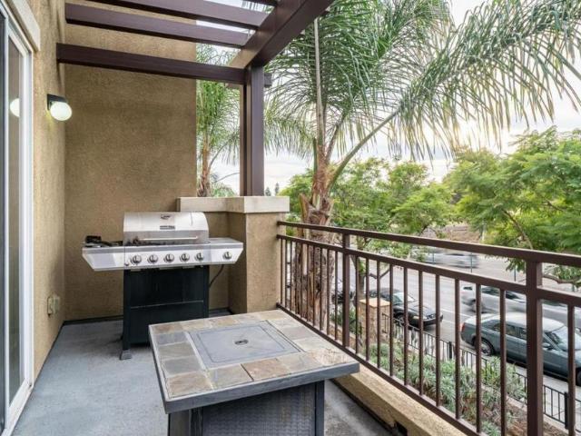 4096 Union Square Ln, San Diego, CA 92105 | MLS #PTP2601