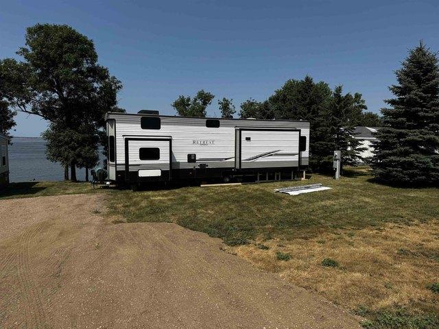 4097 E Lake Rd, Devils Lake, ND 58301
