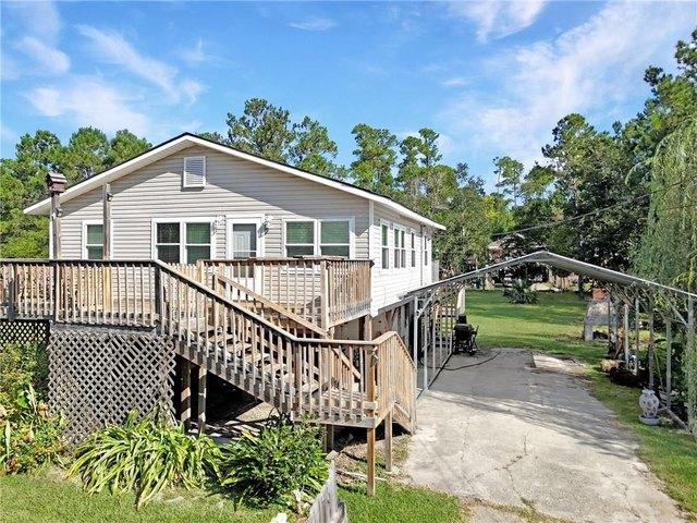 4098 Fourteenth St, Bay Saint Louis, MS 39520