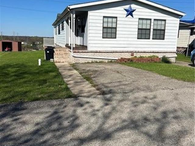 4099 Concord Dr, Elizabeth, PA 15037