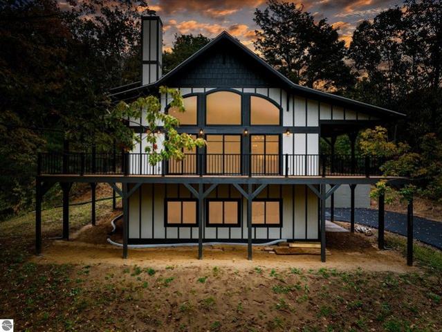 4099 S Sugar Loaf Mountain Rd, Cedar, MI 49621