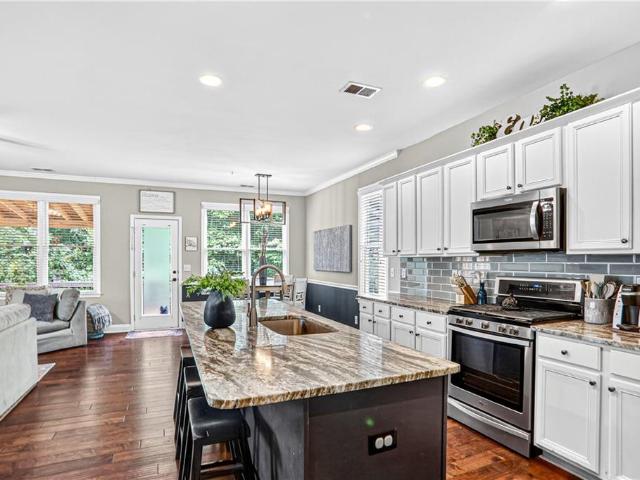 4091 Fort Sumter Landing NW