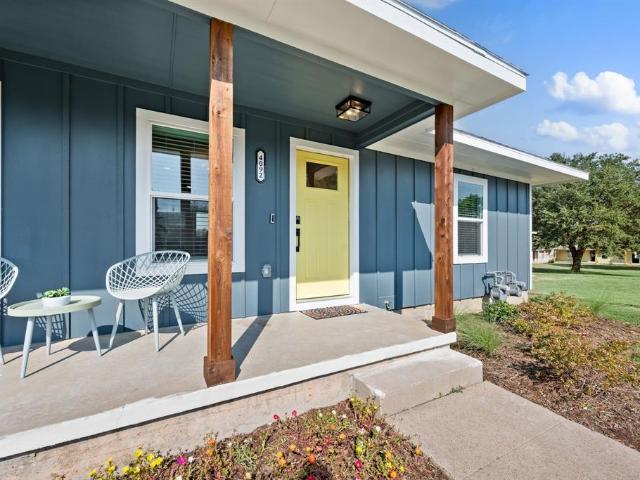 4092 Merida Ave, Fort Worth, TX 76110 | MLS #21112 | Compass
