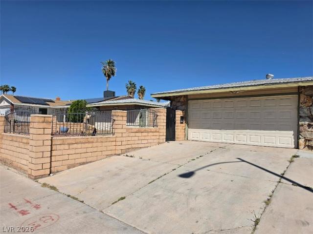 4092 E Harmon Ave, Las Vegas, NV 89121 | MLS #2768 | Compass