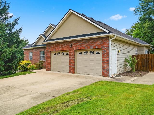 4092 weston dr