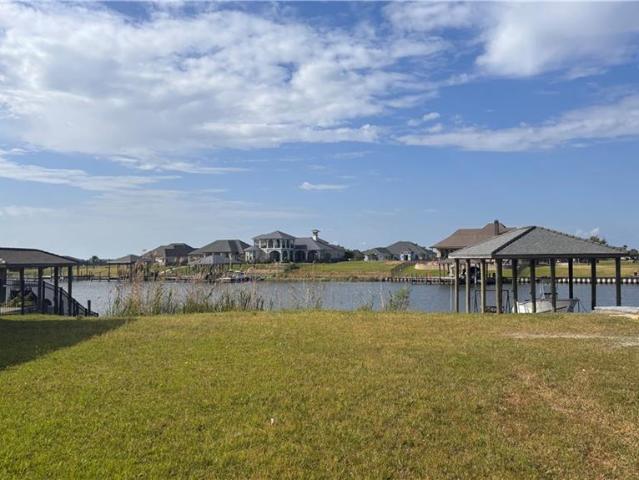 4093 Marina Villa