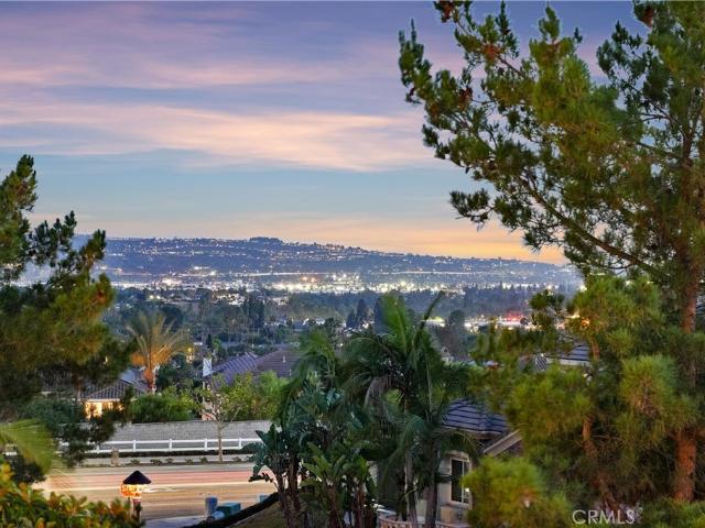 4093 Santa Anita