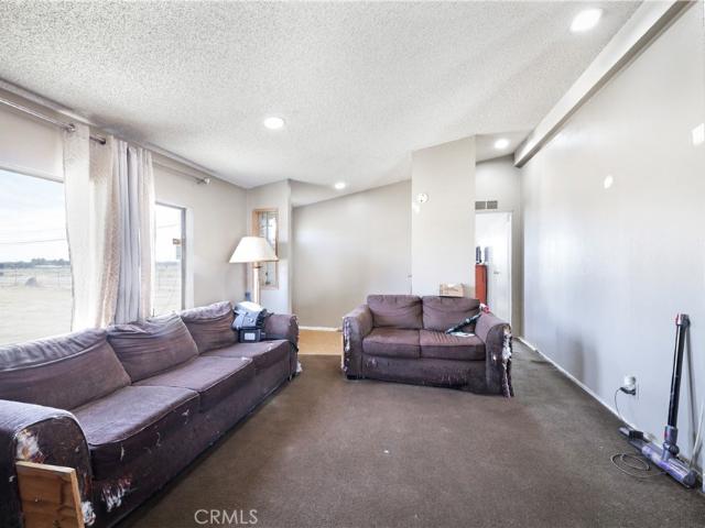 4093 th Street W