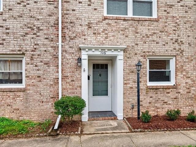 409 25th St Apt 106, Virginia Beach, VA 23451