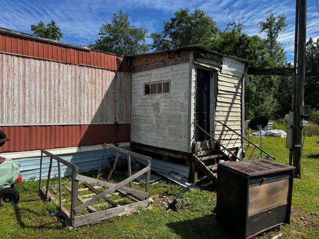 409 Commodore Dr