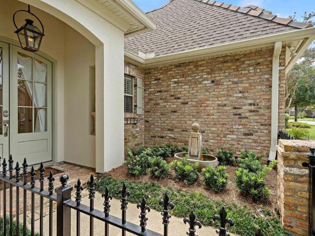 409 Claymont Court