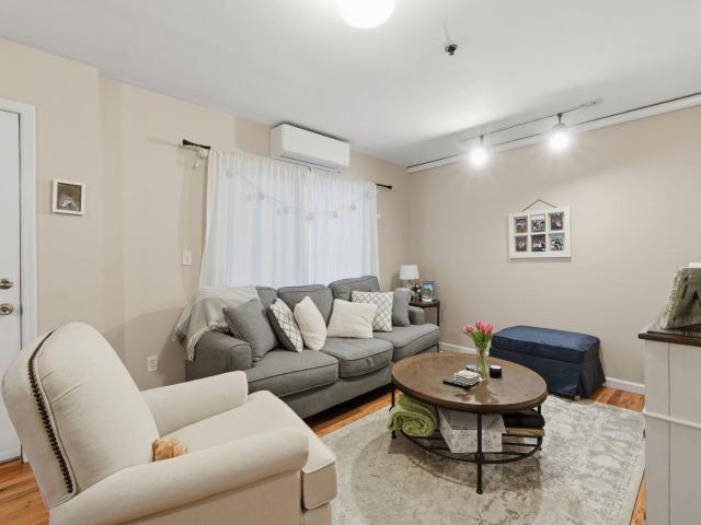 409 Adams St # 6
