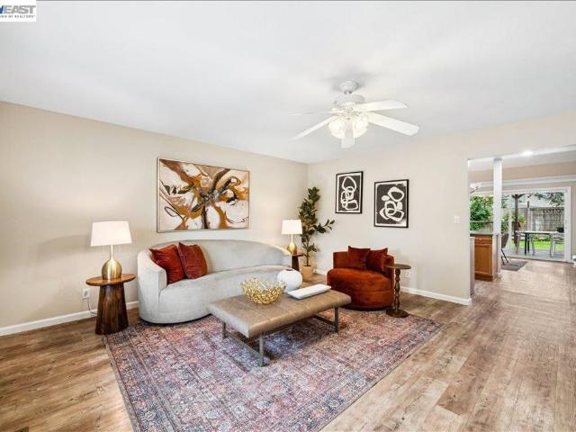 409 Alameda Dr