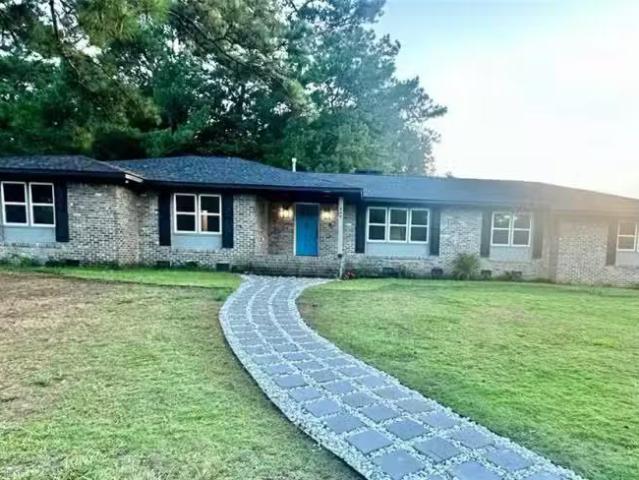 409 ALPINE ST, CHICKASAW, AL 36611 Single Family Residence For.