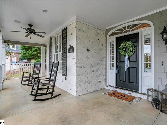 409 Arthurs Court
