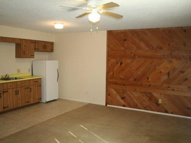 $409 Awesome studio on quiet McDaniel Street! Low Move In Cost 1348 E McDaniel map