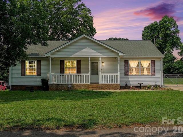 409 Baker St, Kings Mountain, NC 28086