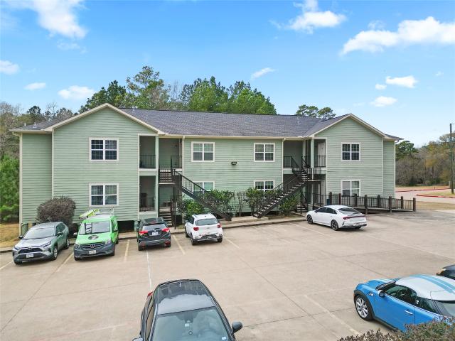 409 Beto St 13