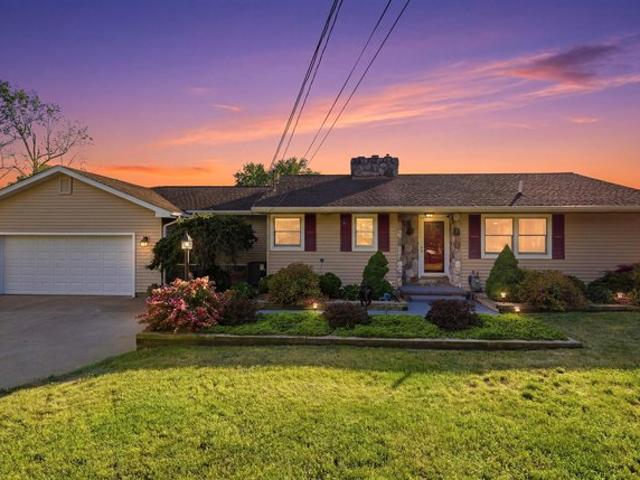 409 Grandview Ave, Homer, MI 49245