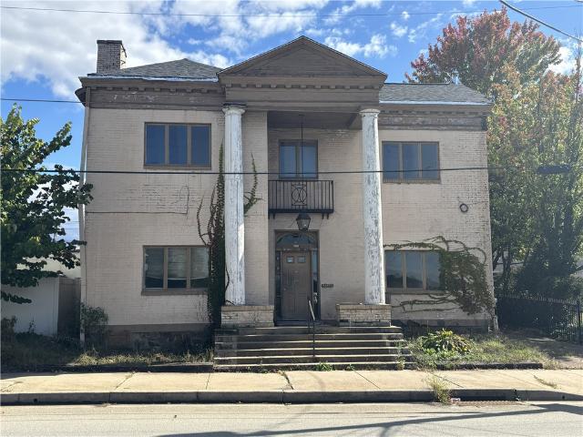 409 Depot St