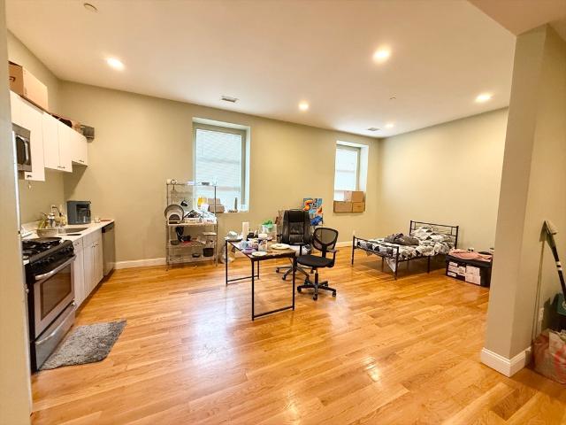 409 Dudley St, Unit 5, Boston, MA 02119 | MLS #73378