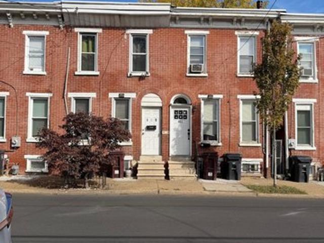 409 E 10th St, Wilmington, DE 19801