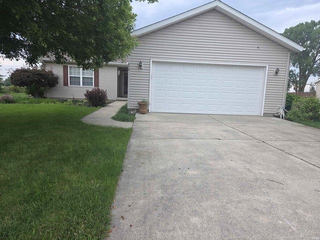 409 E Briar St, Otterbein, IN 47970