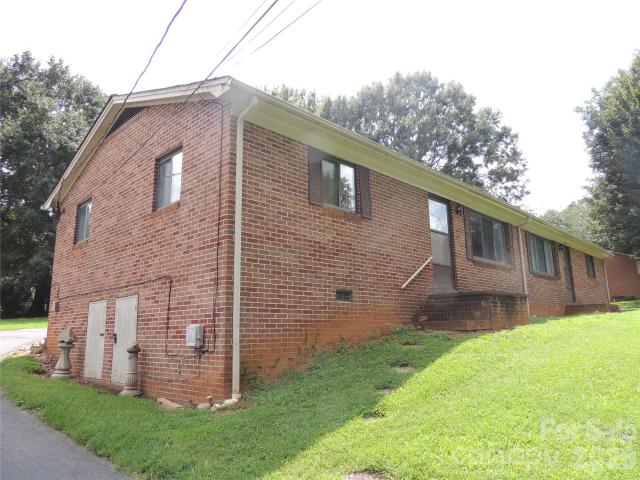 409 East K Street E