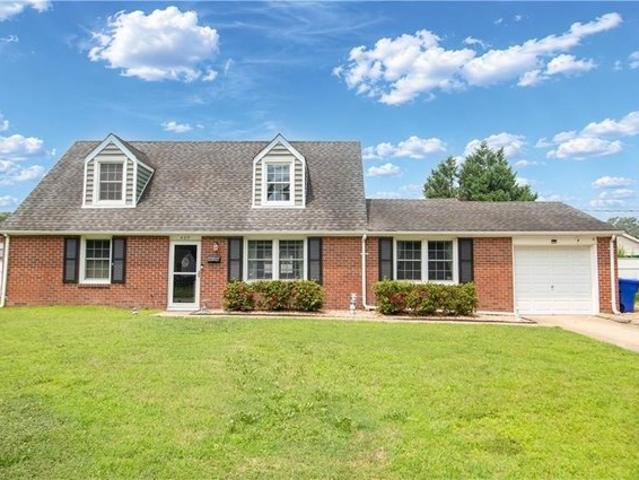 409 Elmont Rd, Virginia Beach, VA 23452