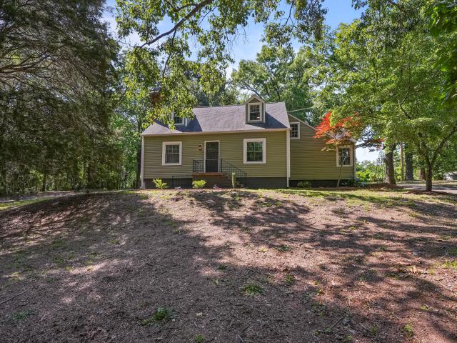 409 Forest Avenue