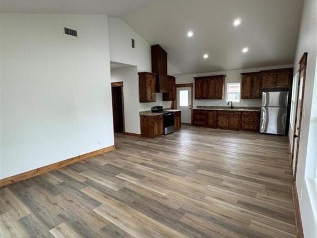 409 Fifth Street