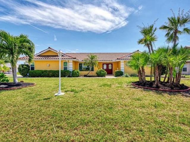 409 Firethorn Ave, Englewood, FL 34223
