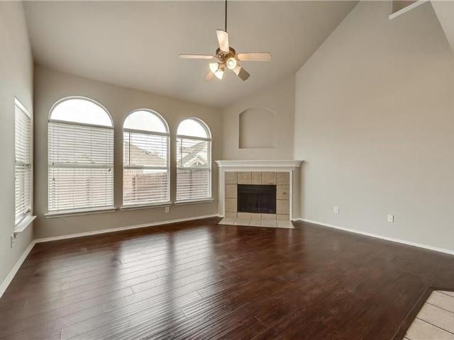 409 Knoll Park Court