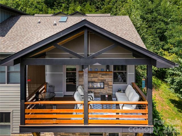 409 Kessler Place