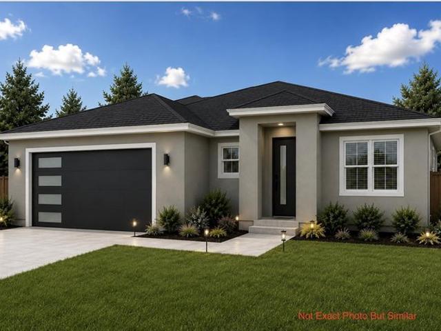 409 Hogan St, Sunnyside, WA 98944