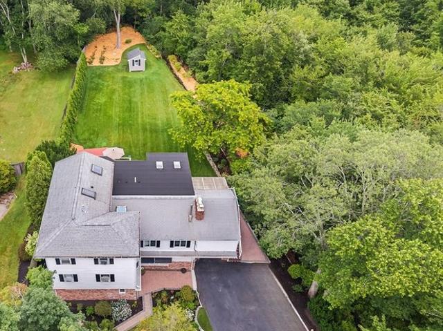 409 Haverhill St, Reading, MA 01867