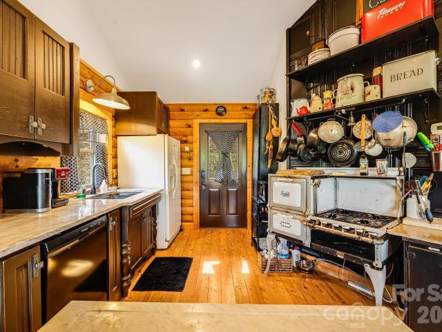 409 Hamlet Drive