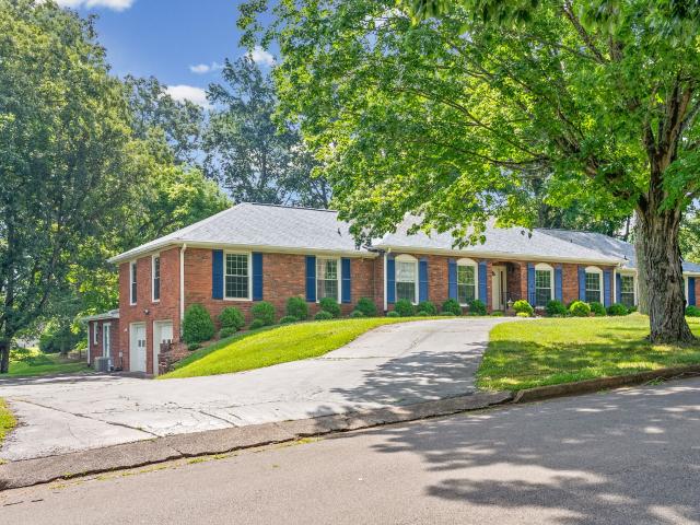 409 Idlewood Dr
