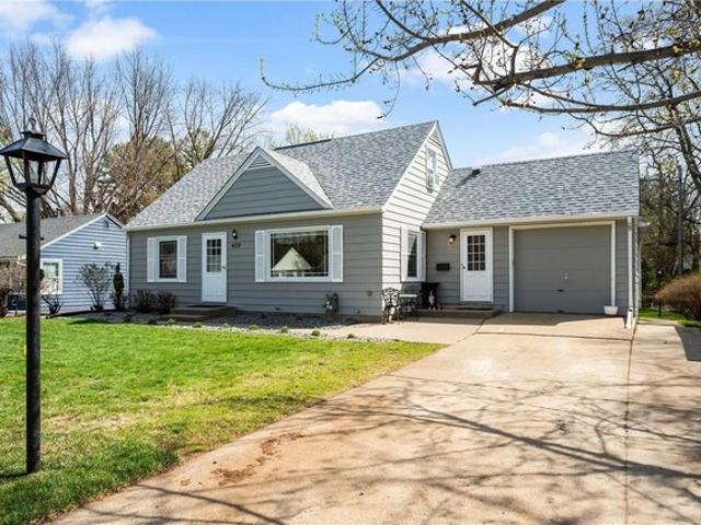 409 Jefferson Ave S, Hopkins, MN 55343