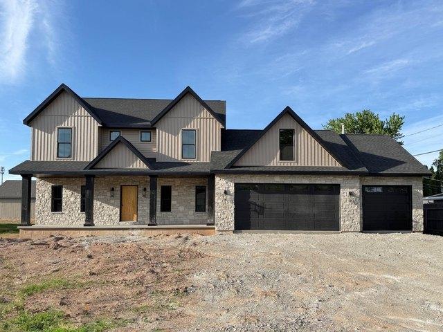 409 Jerelyn Ct, Combined Locks, WI 54113