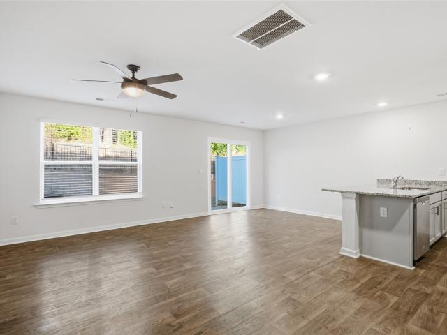 409 Oakmont Valley Trail