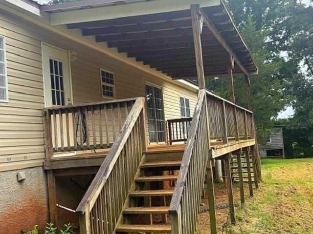 409 Old River Road
