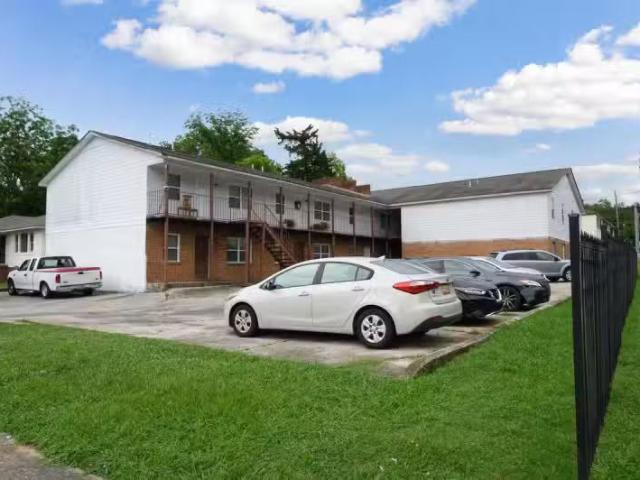 409 OPORTO MADRID BLVD S, BIRMINGHAM, AL 35206