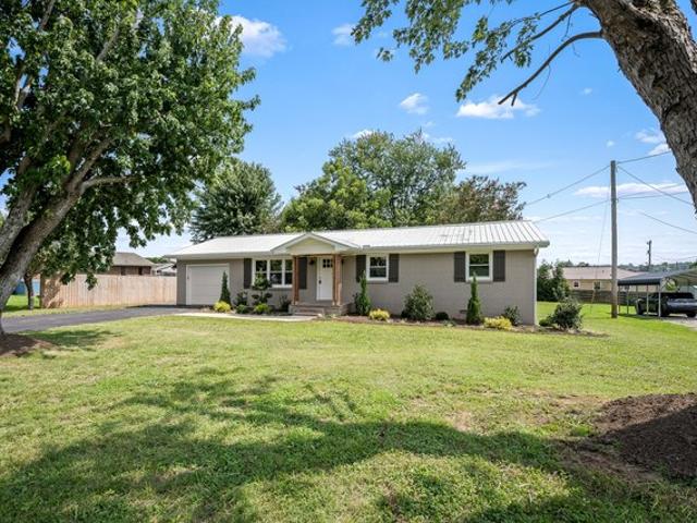 409 Lagoon Dr, McMinnville, TN 37110