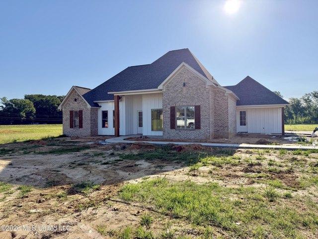 409 Lennon Ln, Brandon, MS 39047